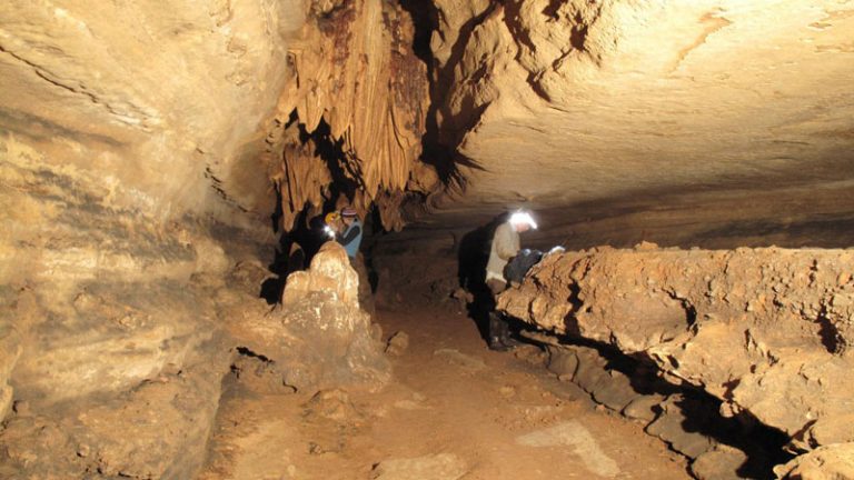 Clues to ancient earthquakes in caves | Earth | EarthSky