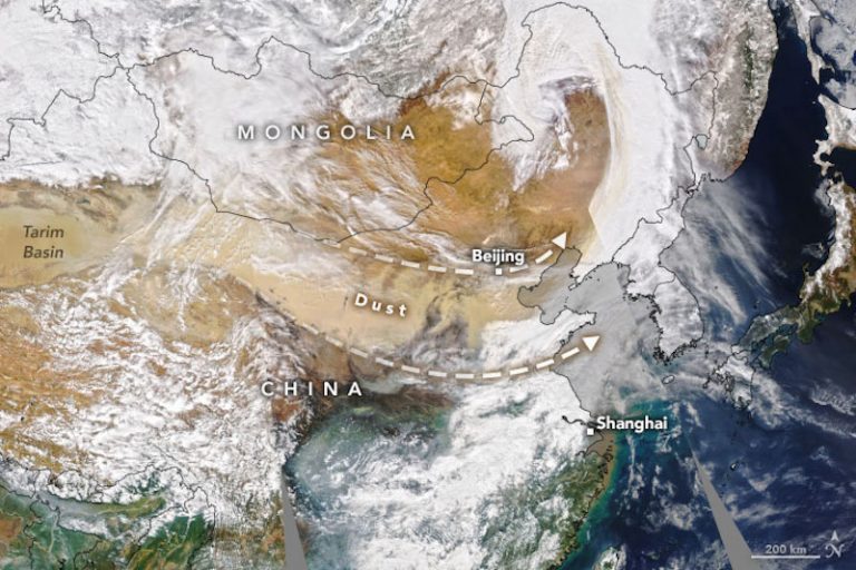 China's largest dust storm in a decade hits Beijing | Today's Image ...