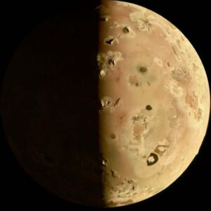 Juno spots most extreme volcanic activity on Io to date