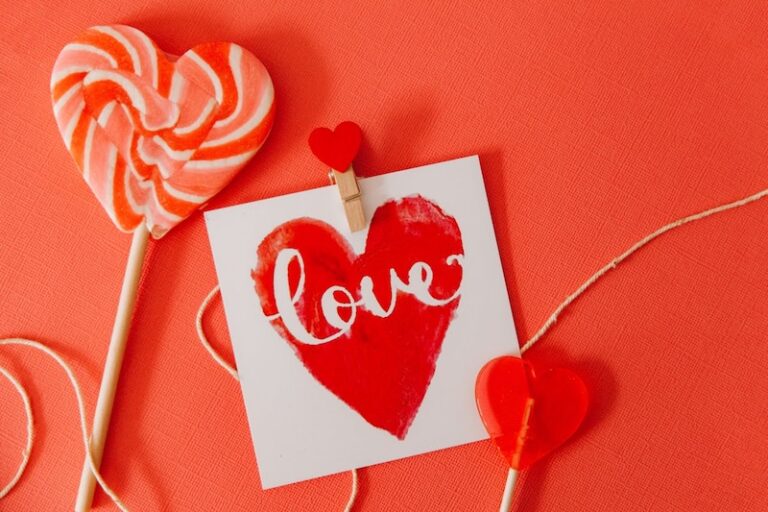 Be my Valentine? Why we fall in love according to science